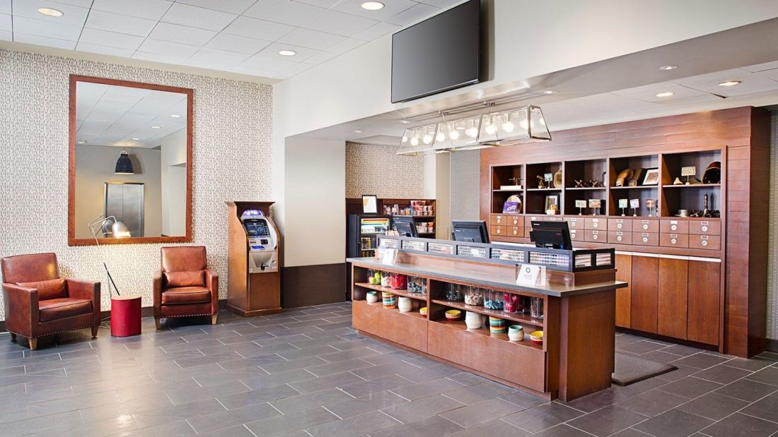 Travel Agent Exclusives - Four Points By Sheraton Philadelphia Airport ...