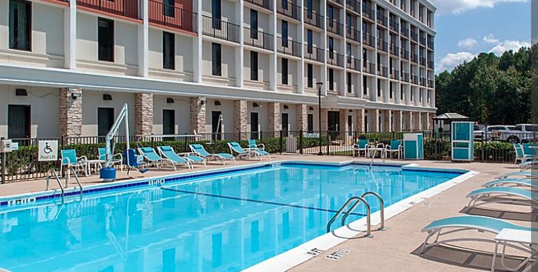 Travel Agent Exclusives - Holiday Inn Express Atlanta Airport - Atlanta ...